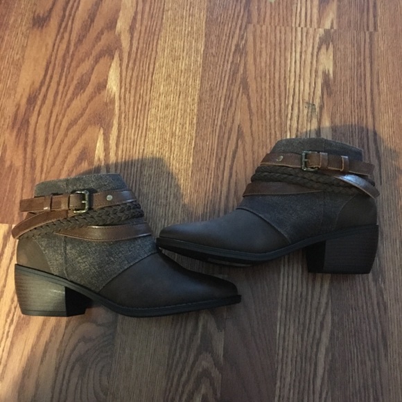 Pierre Dumas | Shoes | Nib Victoria Booties Brown Pierre Dumas | Poshmark